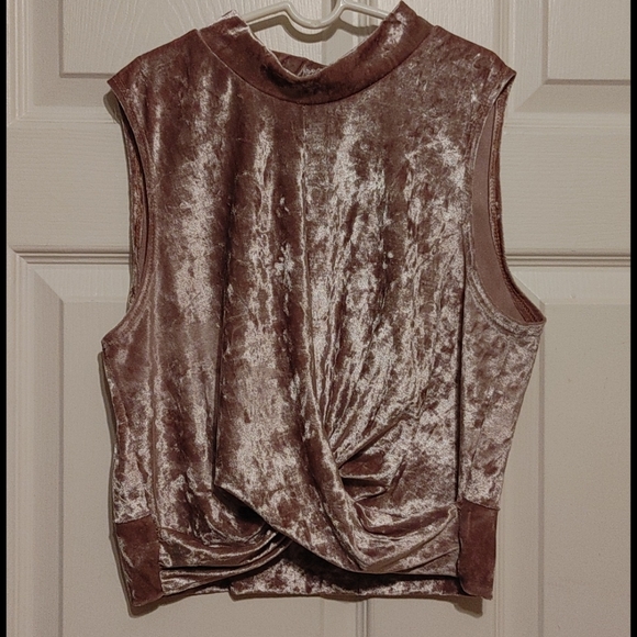 Snap | Tops | Snap Top | Poshmark